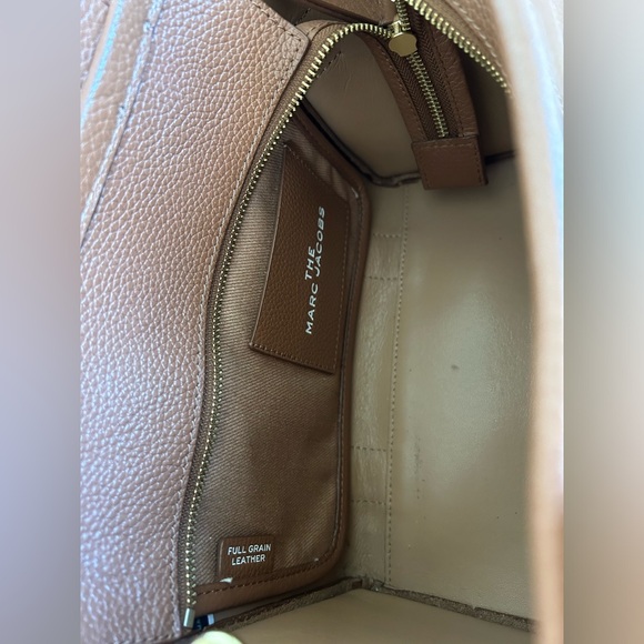 Marc Jacobs | Bags | The Tote Marc Jacobs | Poshmark
